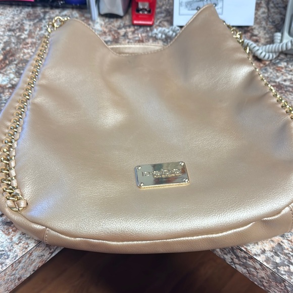bebe | Bags | Bebe Gold Metallic Shoulder Bag With Gold Chain | Poshmark